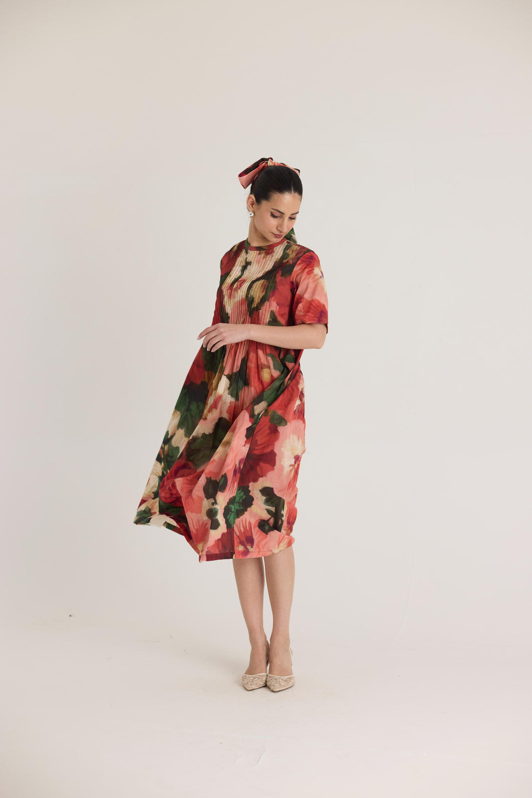 CHINESE NEW YEAR – Shuffling Suitcases